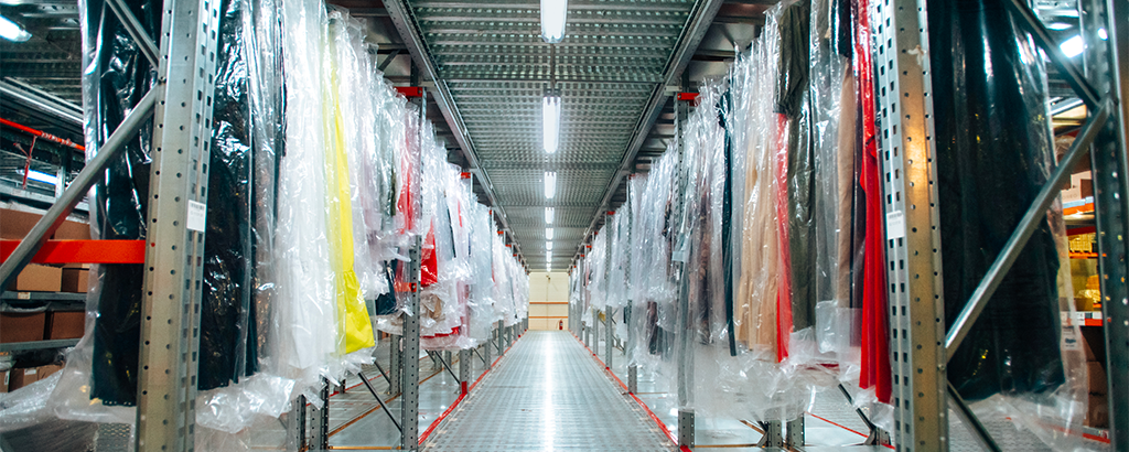Container Garments On Hanger: what are they | Savino Del Bene